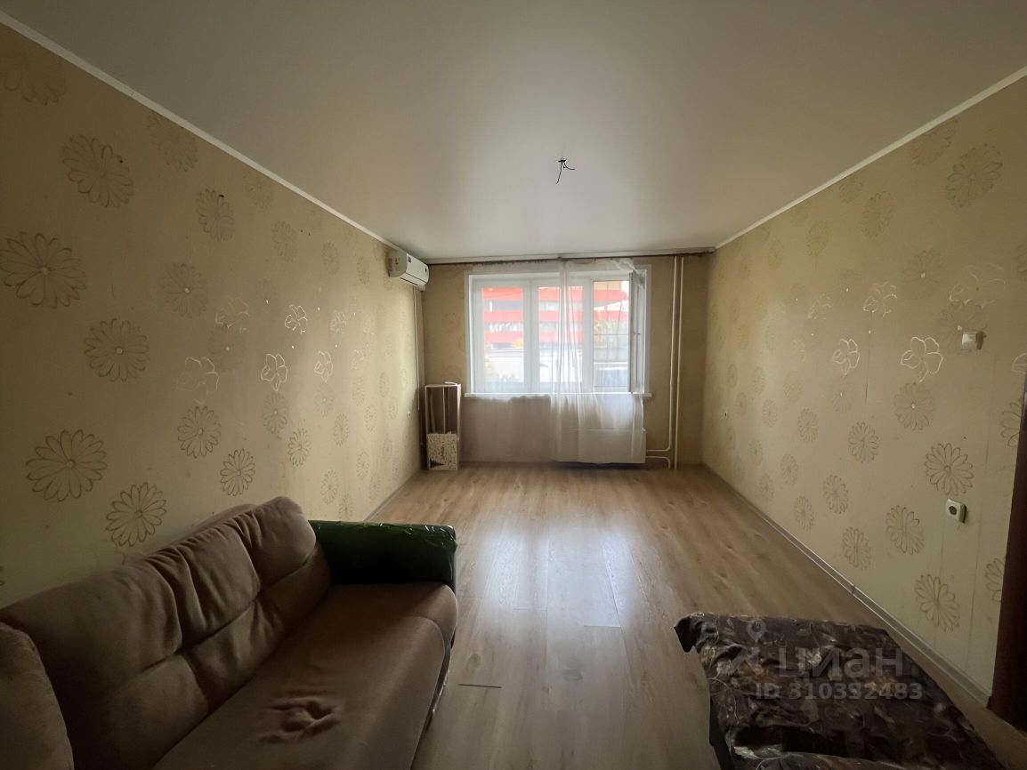 Купить долю в квартире 37 9м² ул Верхние Поля 35К2 Москва ЮВАО р н